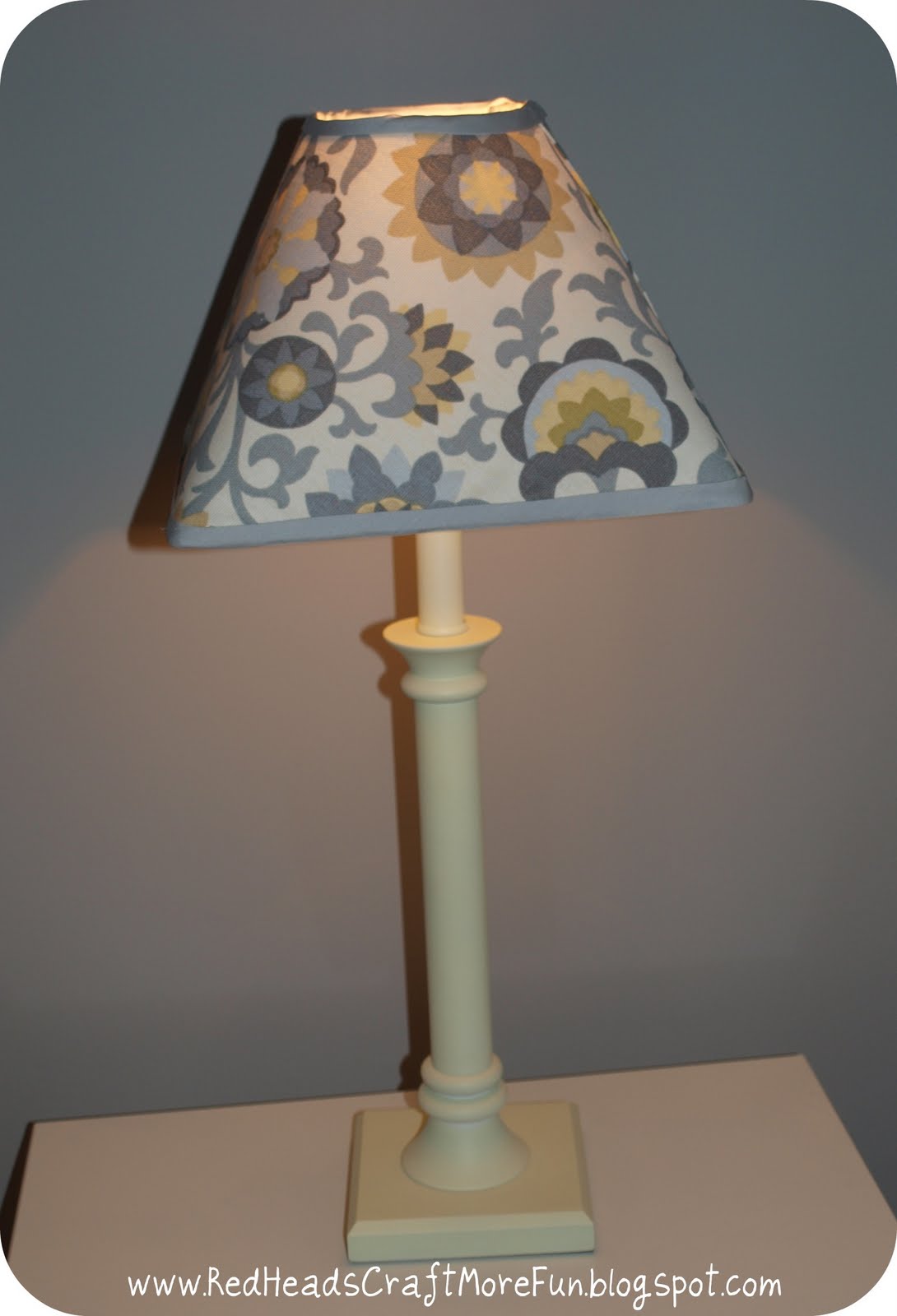 Red Heads Craft More Fun: Recovering a Lamp Shade