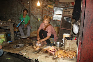 Calm-Sojourner: Meat & Vegetable market at Treasury Square, Aizawl