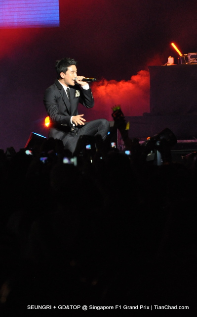 GD&TOP + SEUNGRI @ Singapore Grand Prix 2011 [PHOTOS]