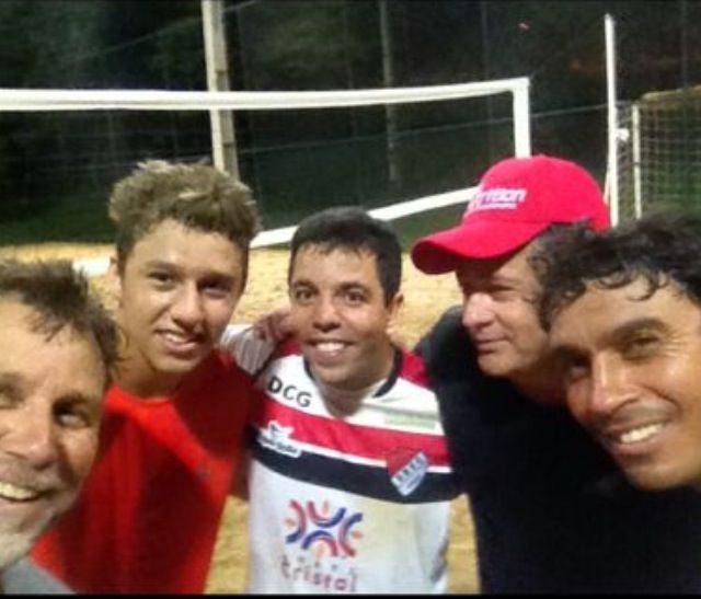 BLOG DO CLEUBER CARLOS: Cantor Leonardo Tem Uma Nova Paixão BLOG DO CLEUBER CARLOS: Cantor Leonardo Tem Uma Nova Paixão