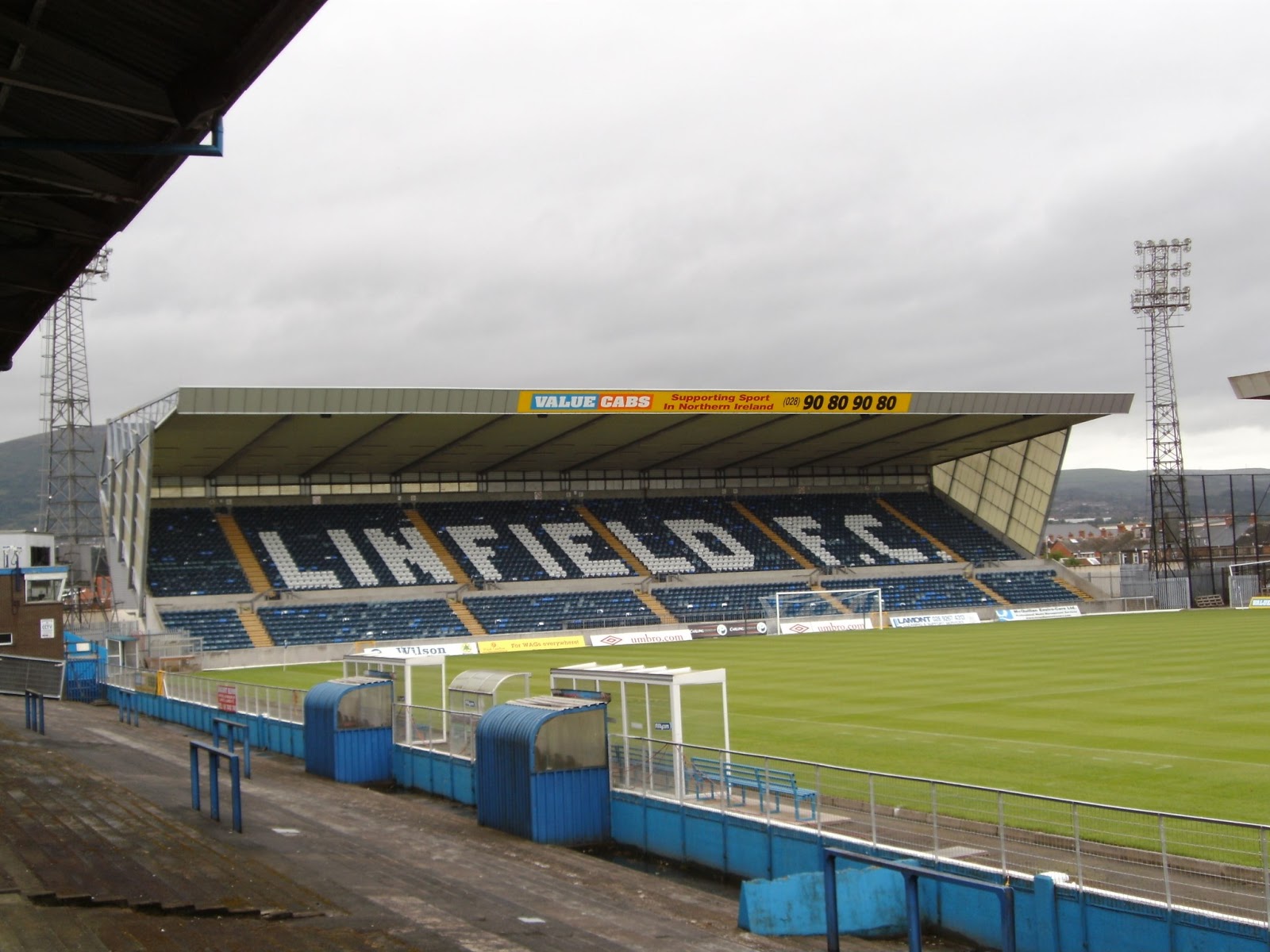 Extreme Football Tourism: NORTHERN IRELAND: Linfield FC