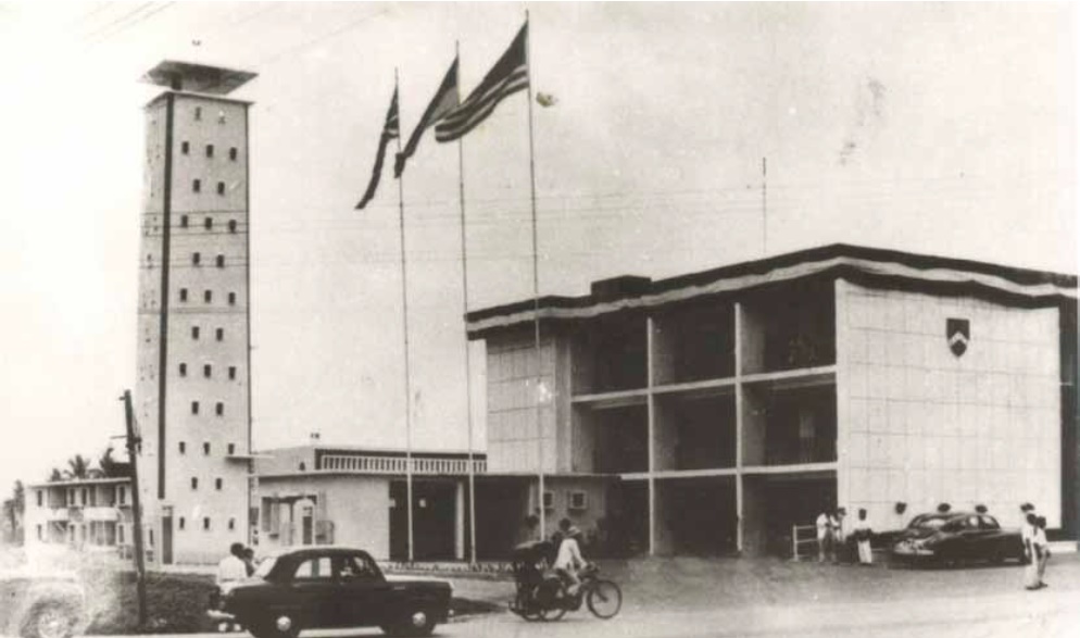 BRIGED BOMBA DAN PENYELAMAT: SEJARAH PERKHIDMATAN KEBOMBAAN