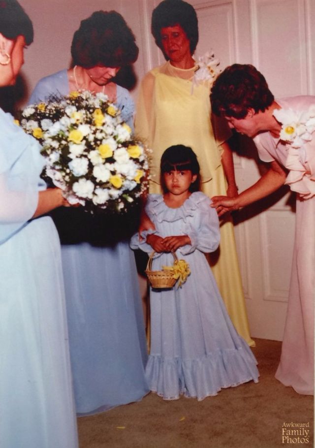 When Wedding Photos Go Wrong: These 30 Awkward Wedding Photographs You ...