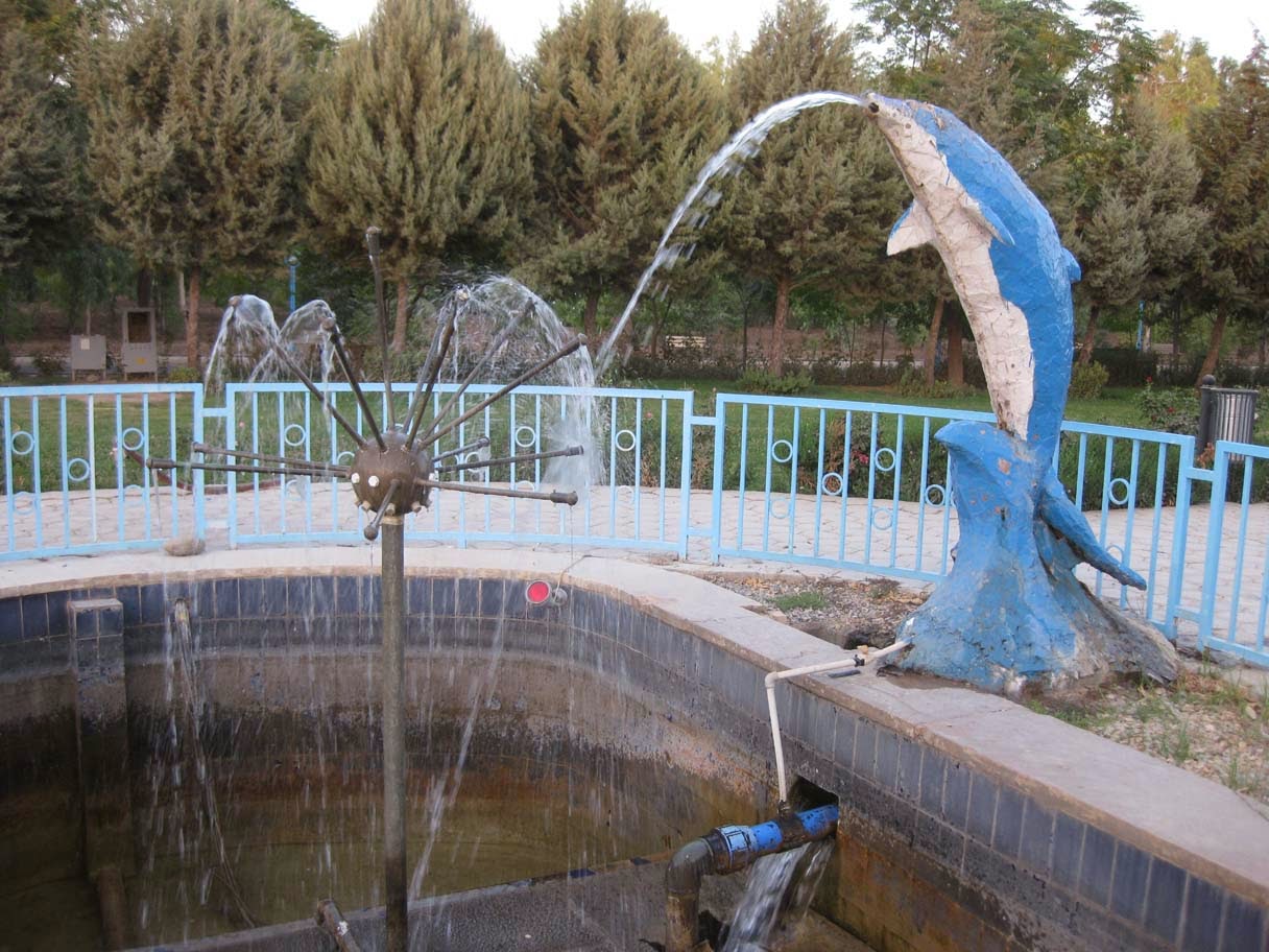 kurdistanart: Statue At Sami Abdulrahman Park Erbil south of Kurdistan