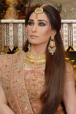 Reema Khan HD Wallpapers | Pakistan India Showbiz HD Wallpapers Free ...