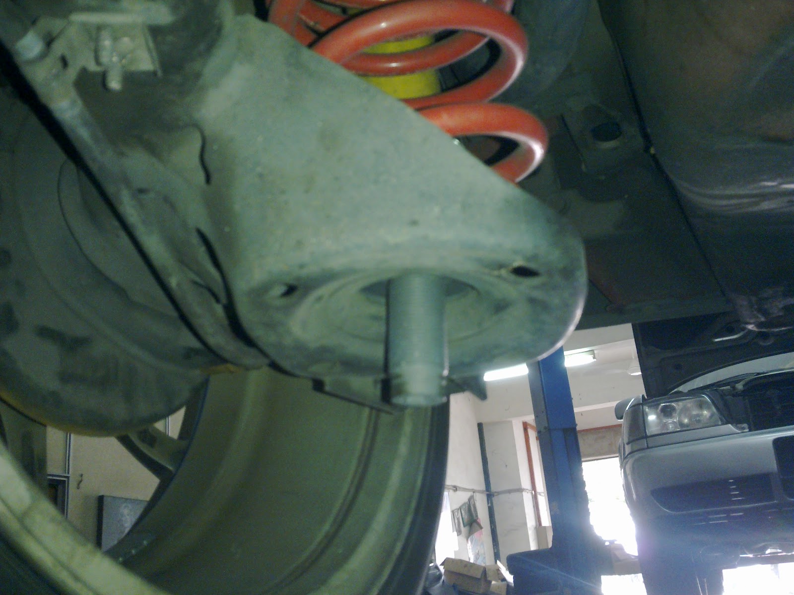 Pocong GTI: H&R Rear Adjustable Spring Plate