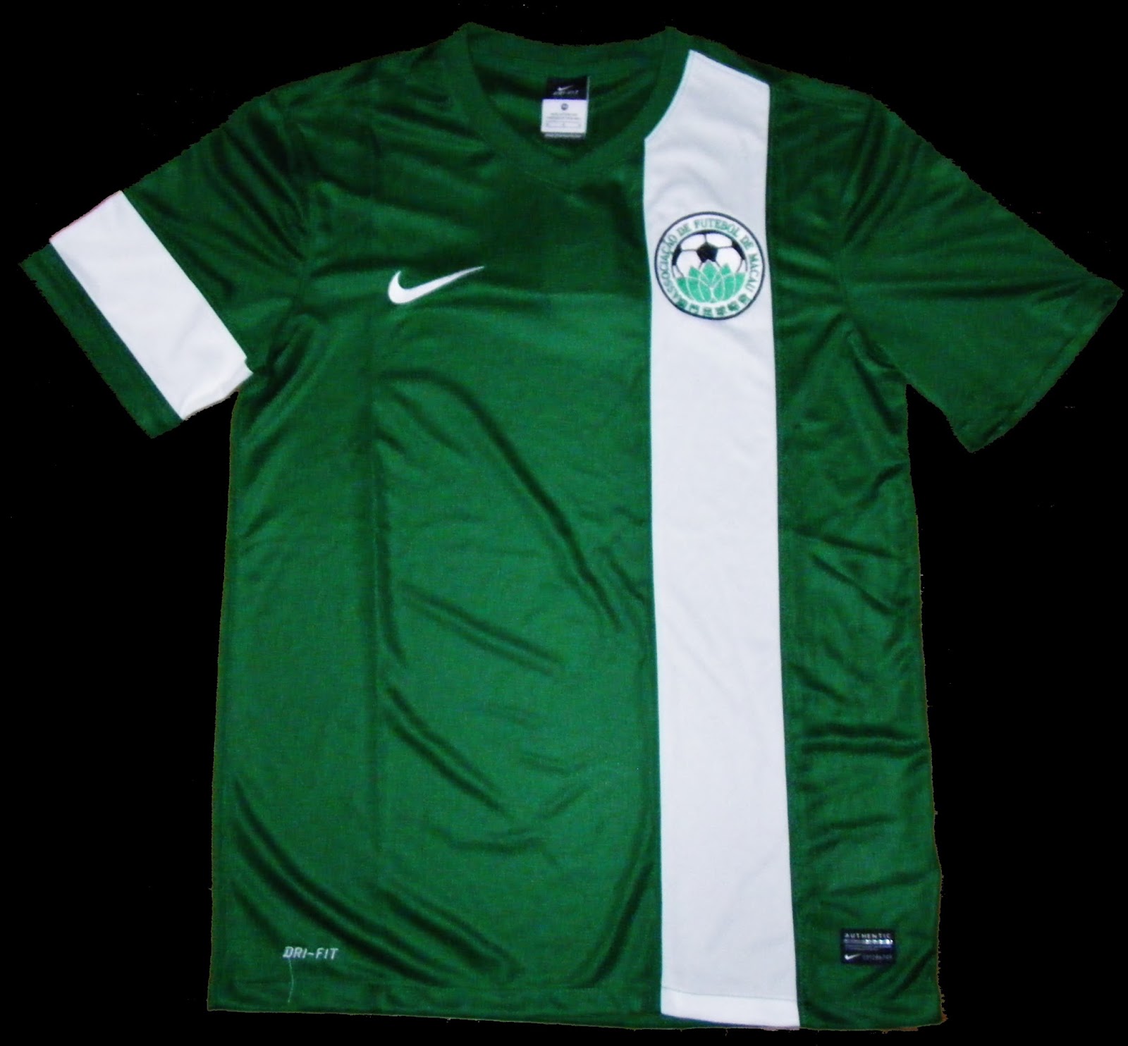 Football Shirts Collection in Japan: Macau National Team 13-14 HOME