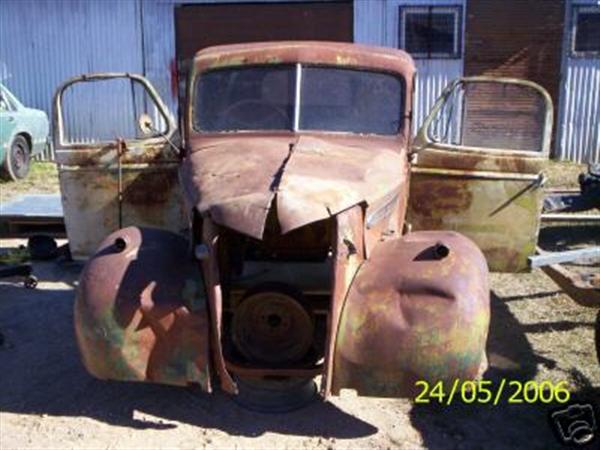 My 1928 Chevrolet: Rusty Relics (Latest Installment of over 150 photos)