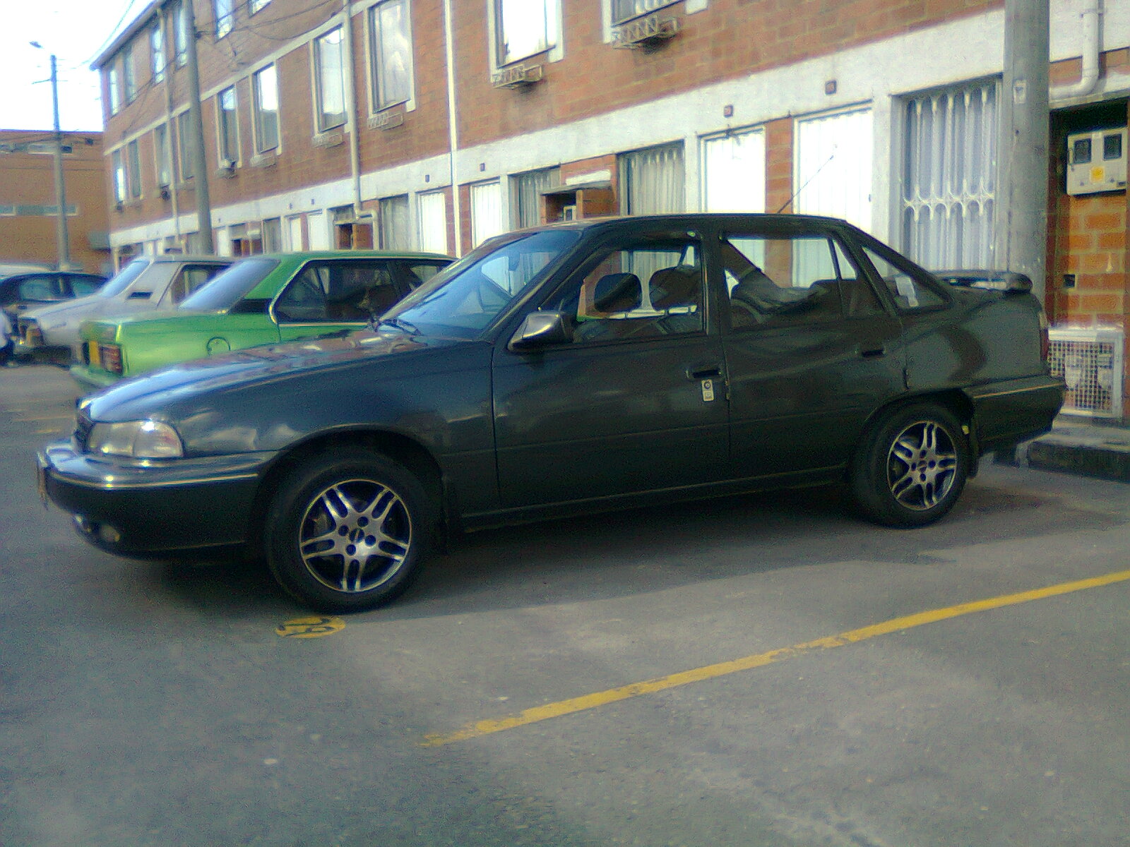 CARROS DE LA FAMILIA: DAEWOO CIELO 1998