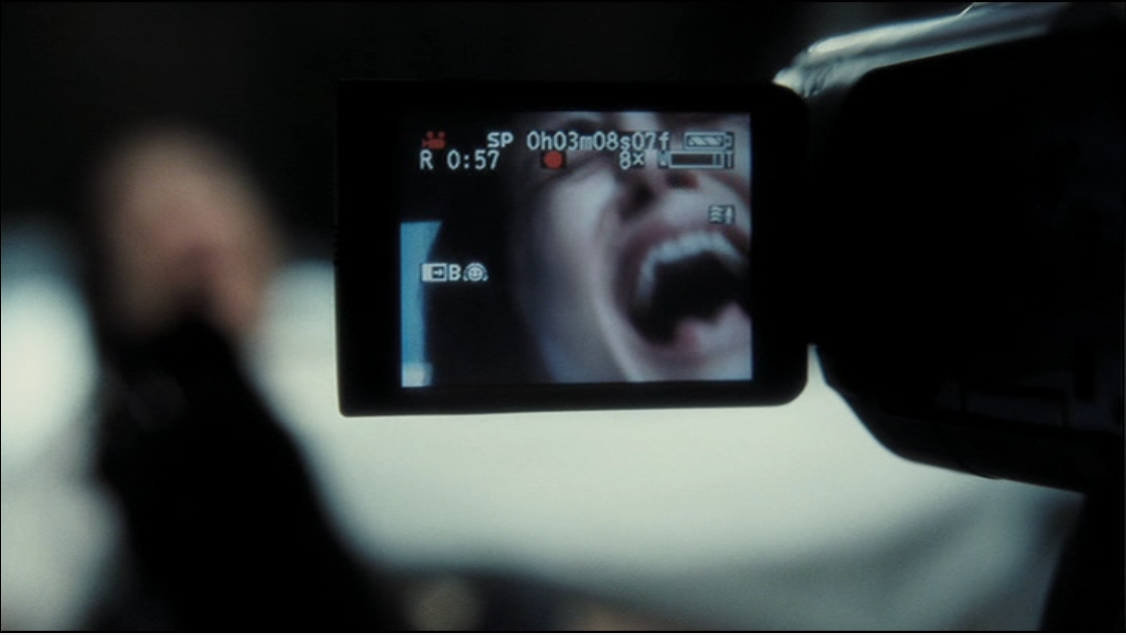 Rebnatdanclo Media Blog: 'Orphan' Opening Deconstruction