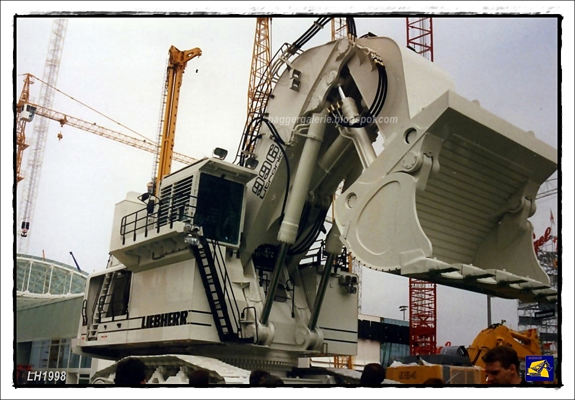 Bagger Galerie Construction Machines: LIEBHERR R 996 Hydraulikbagger ...