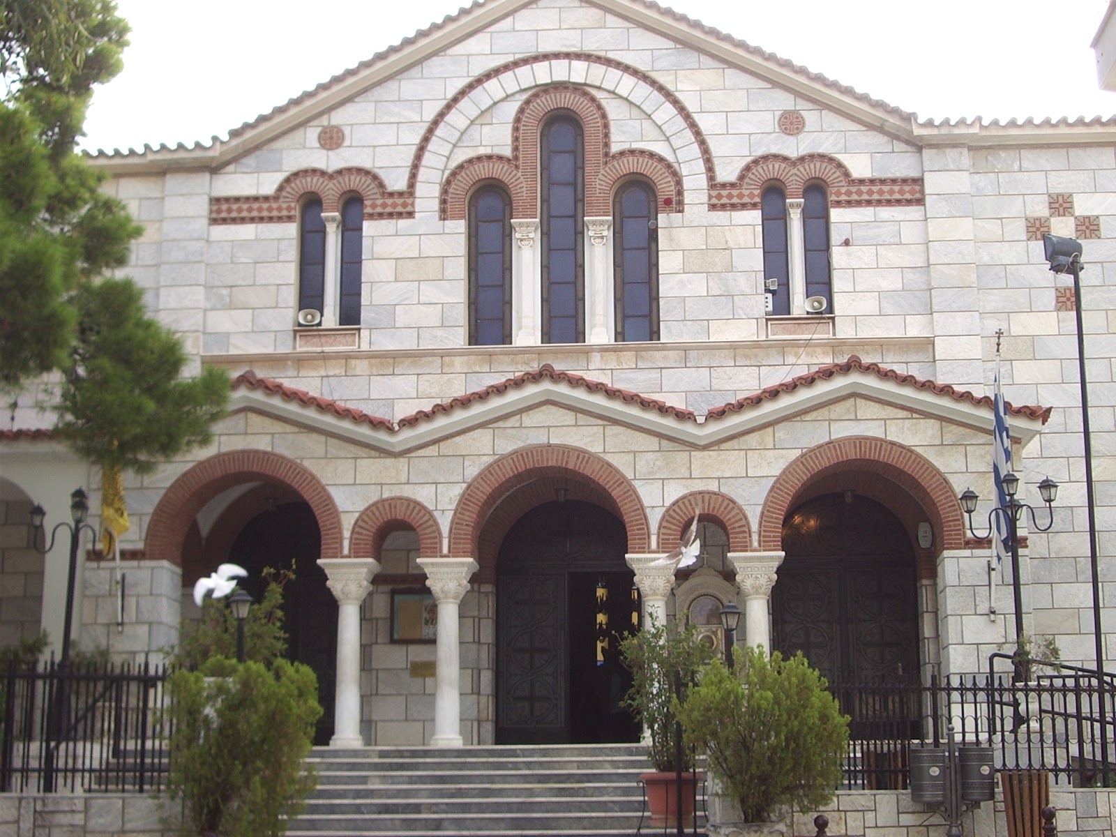 ΙΕΡΟ ΠΡΟΣΚΥΝΗΜΑ ΑΝΑΣΤΑΣΕΩΣ ΧΡΙΣΤΟΥ ΣΠΑΤΩΝ: Φωτο - Αποτυπώσεις