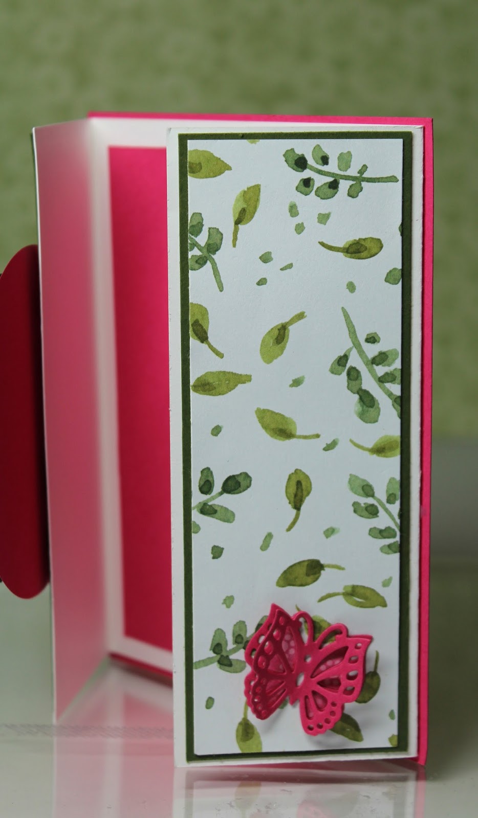 CottageCutz: Gate Fold Flower Card