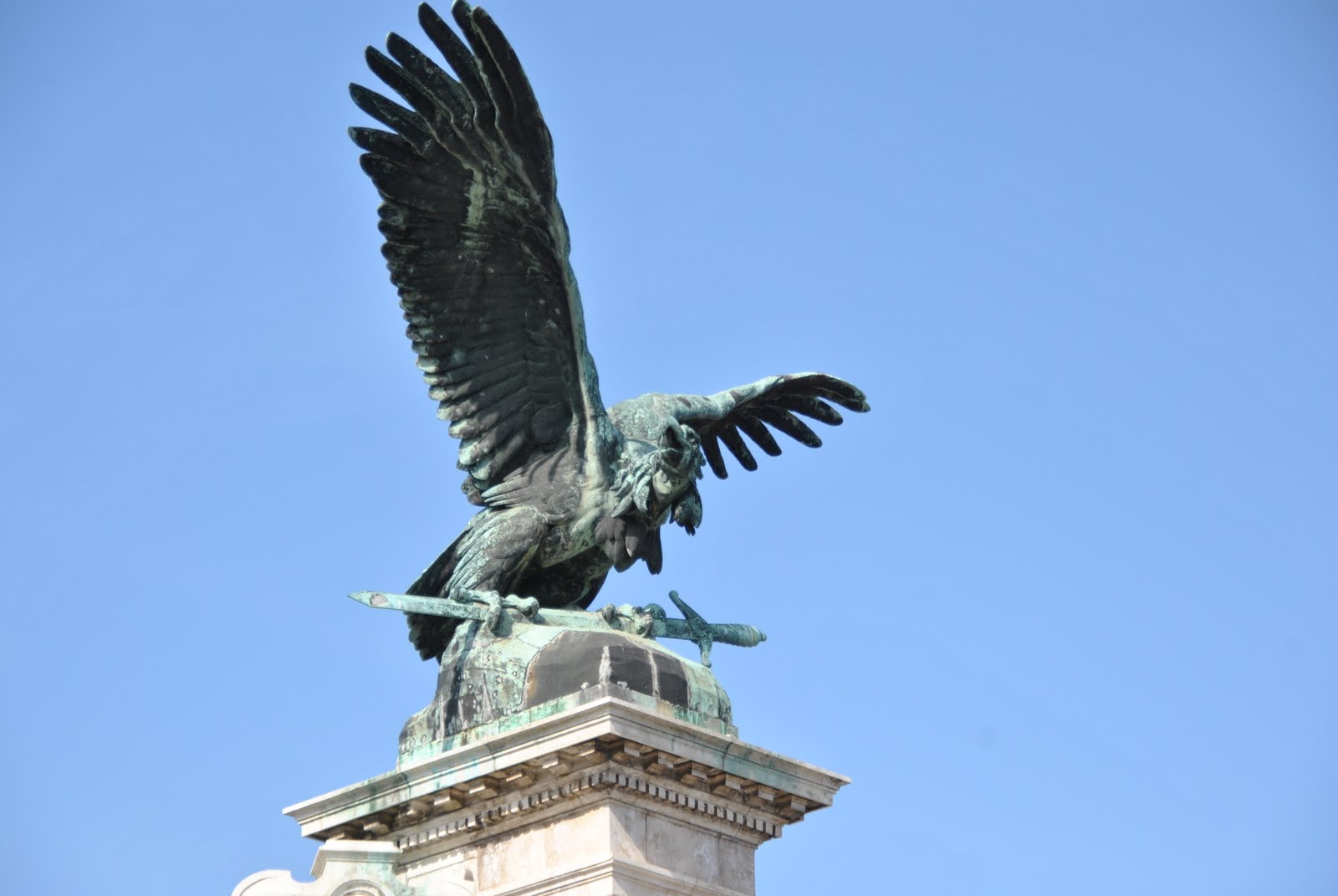 ♥♥My♥Budapest♥♥: Der Mythologische Vogel Turul