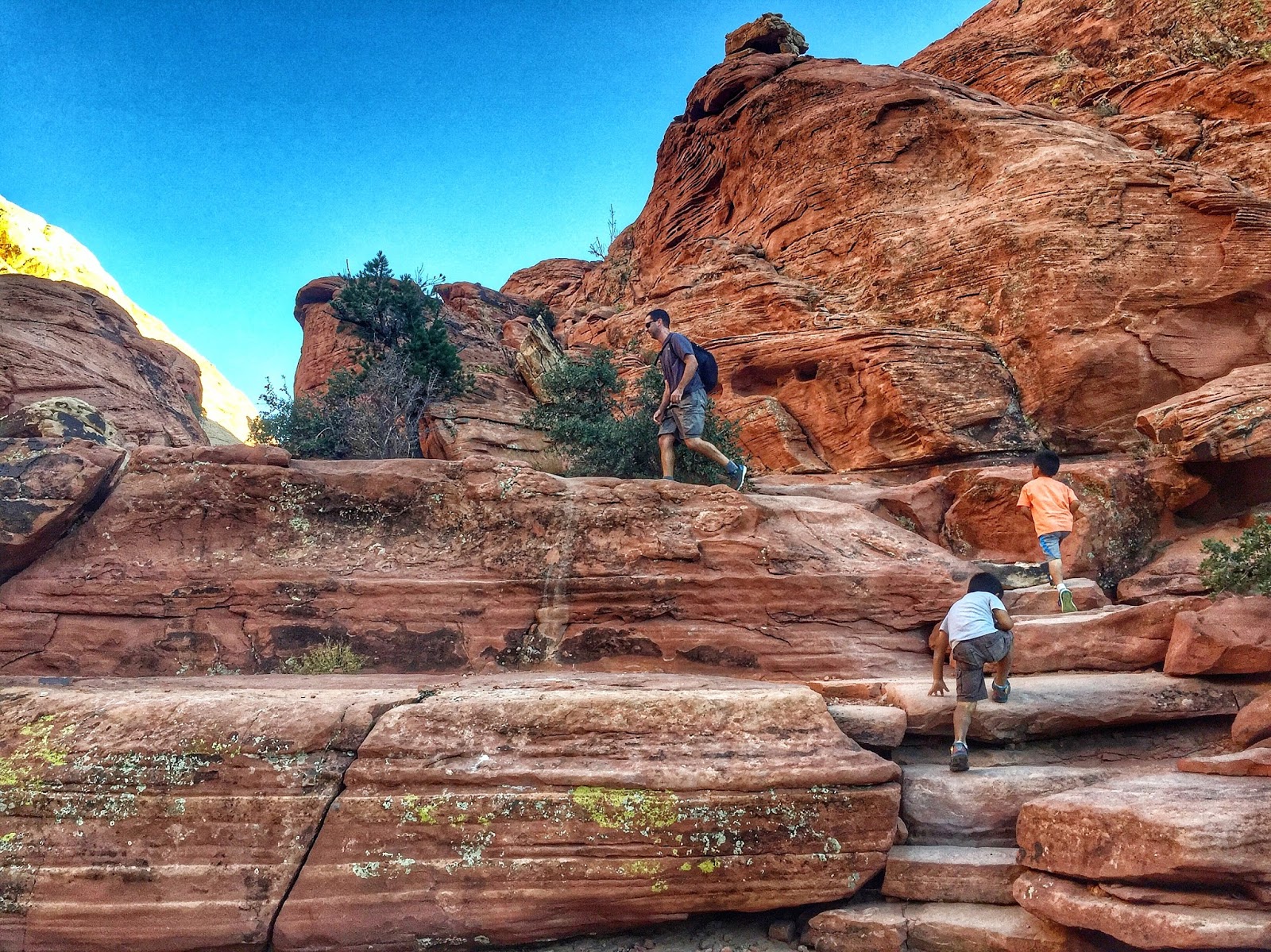 Run-Hike-Play: Hiking Calico Tanks Trail at Red Rock Canyon