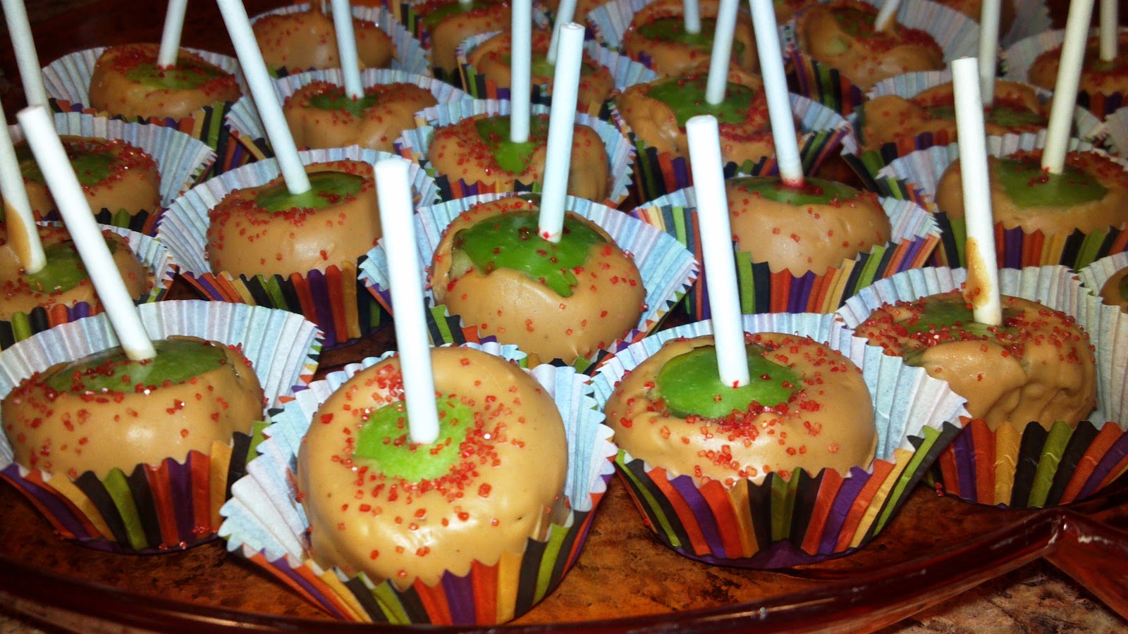 Rebecca's Amazing Creations: Cursed Candied Apples