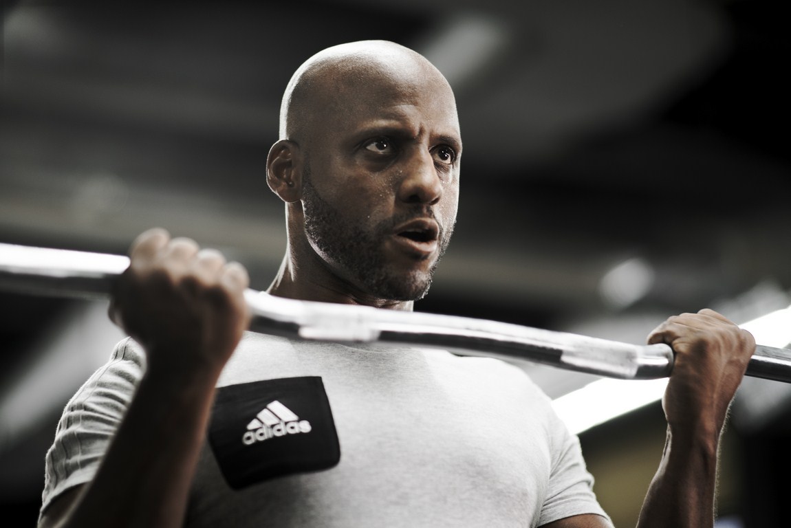 Enrique Quailey representa marca adidas en RD