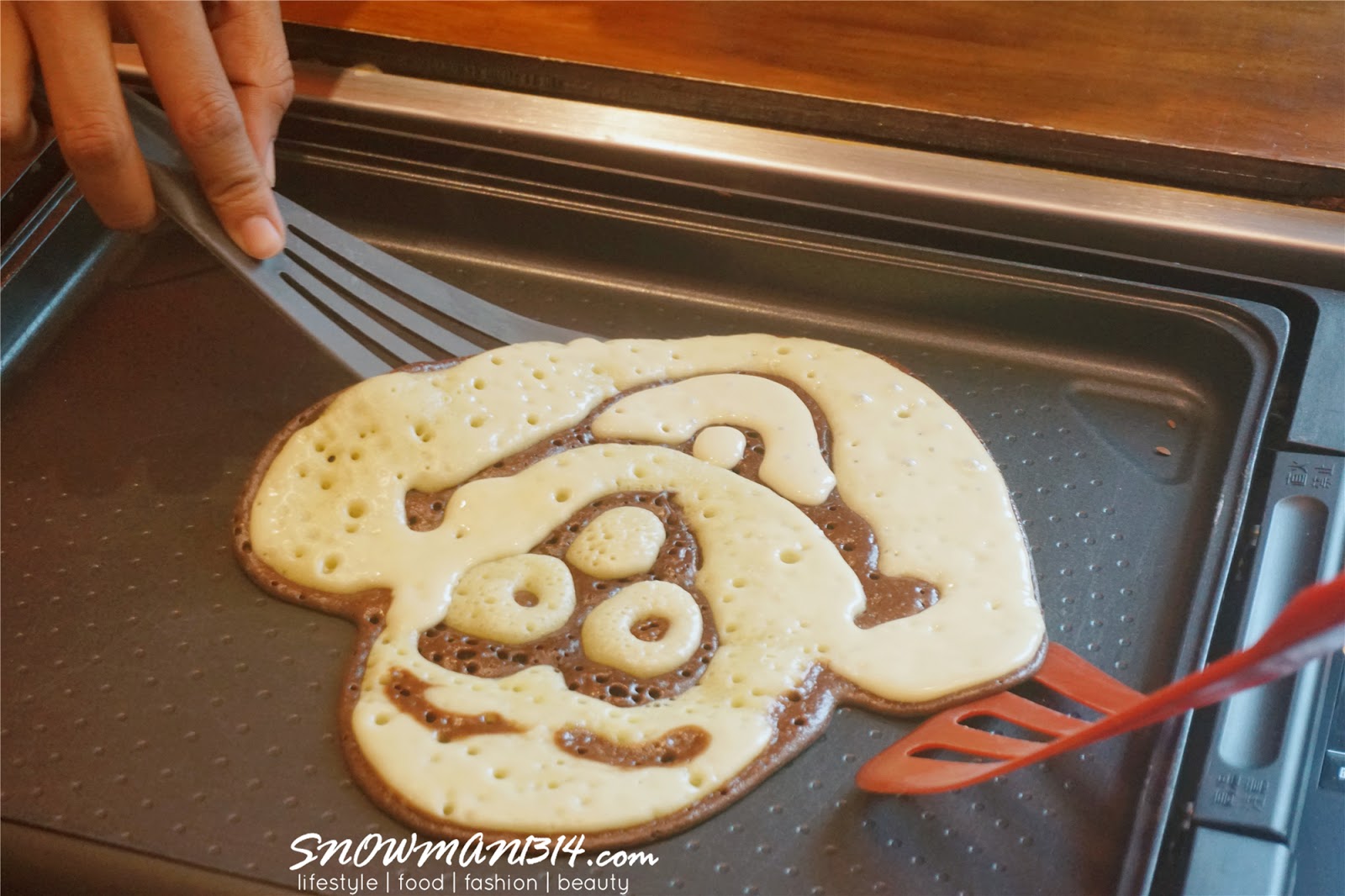 Customized Pancake at Slappy Cakes @ Sunway Pyramid | Snowman · Sharing