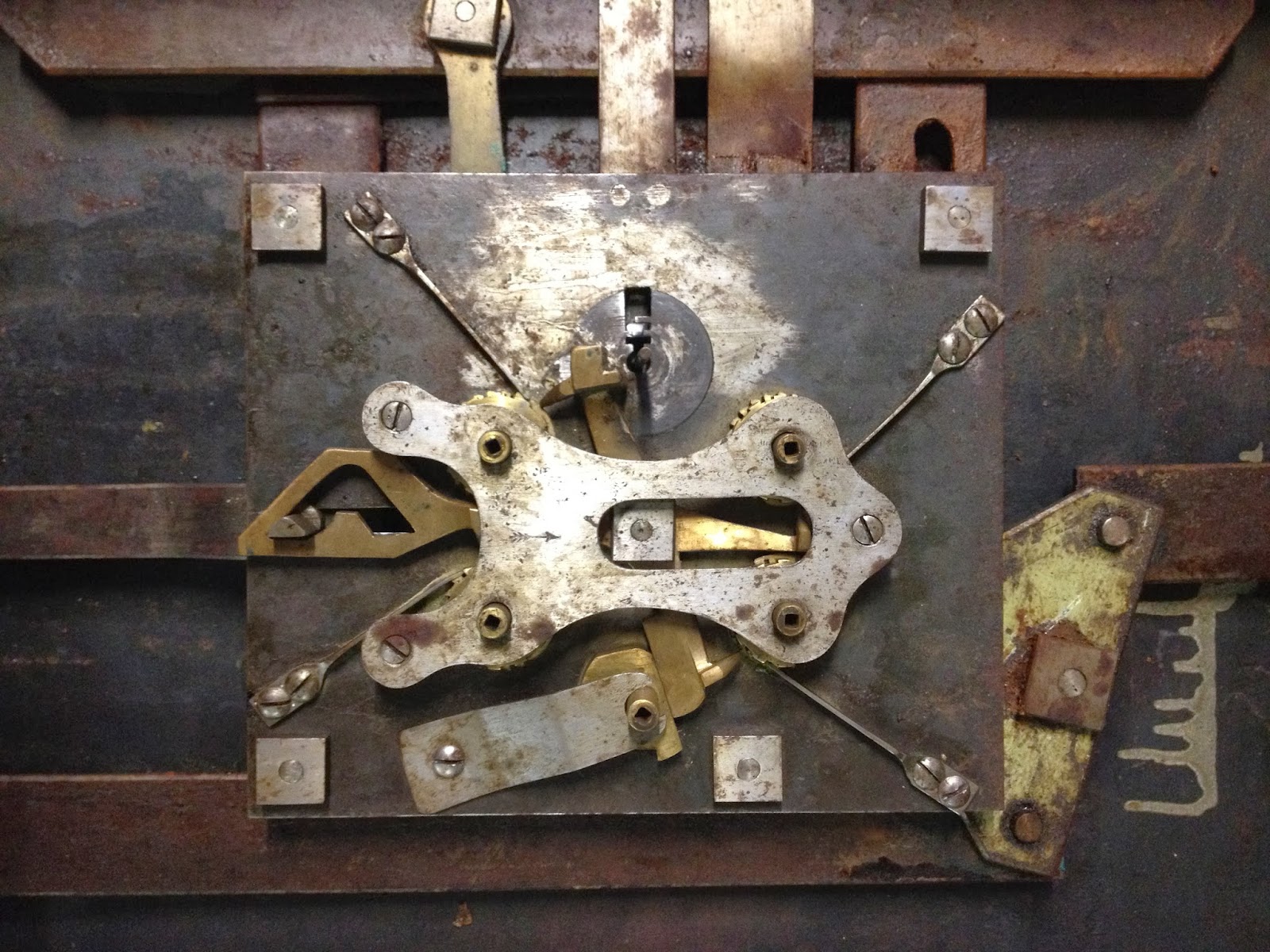 L'Atelier, Thibauld Watripont: coffre fort ancien