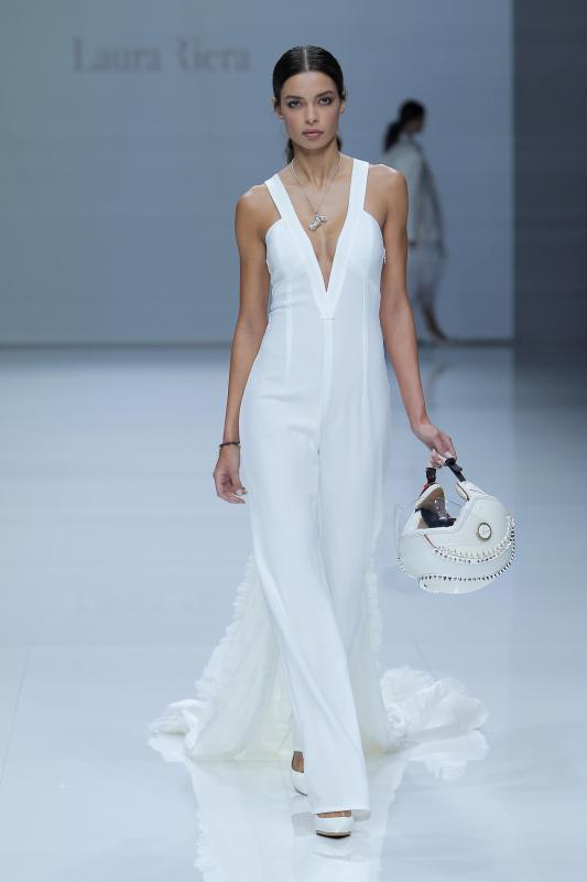 DISEÑADORA LAURA RIERA - BUSCO QUE LA MUJER EXPLOTE LO BUENO DE CADA ...