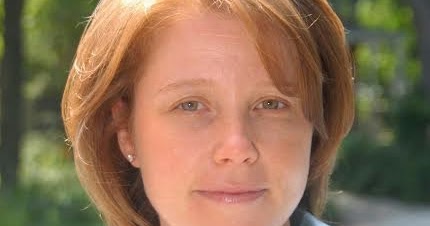 Chick Lit Central: Catherine McKenzie is forever young...plus a book ...