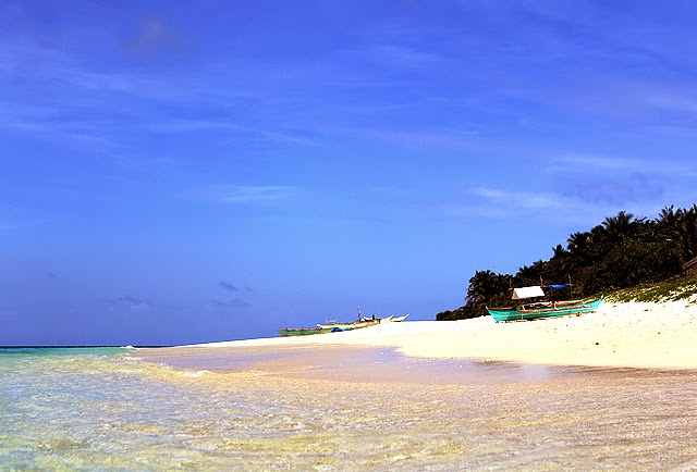 Calaguas Islands of Camarines Norte [featuring Maculabo Island ...