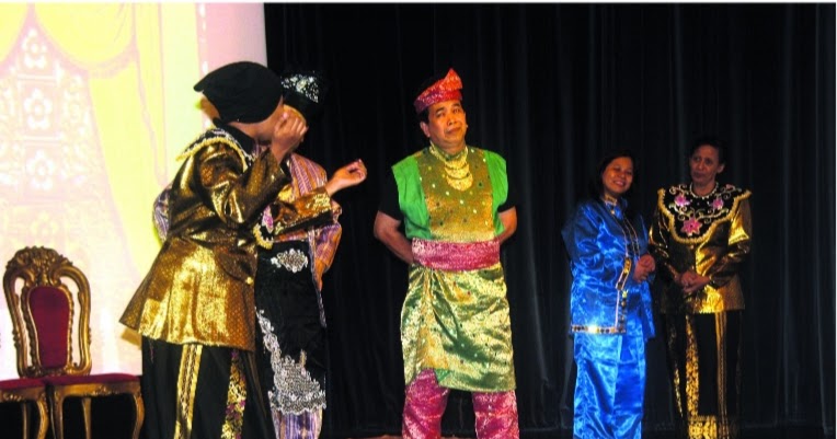 JOM DOT SENIKU: SENI PERSEMBAHAN BANGSAWAN