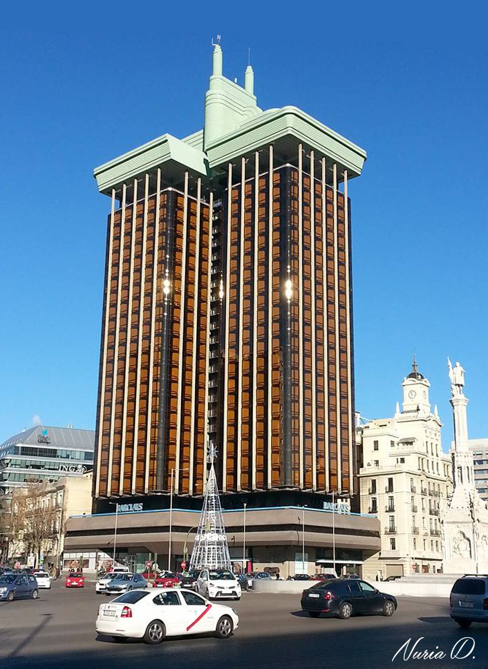 De paseo por Madrid: Torres de Colón