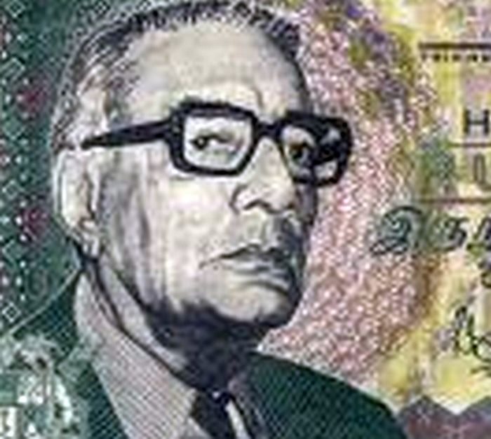 Biographies: Sir Abdul Razak Mohamed