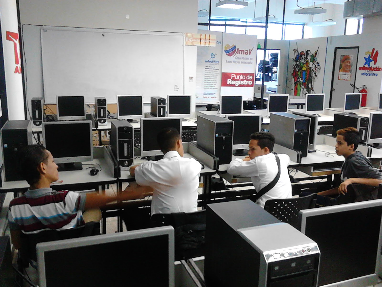 Megainfocentro Mérida: Taller Introducción al uso del Computador