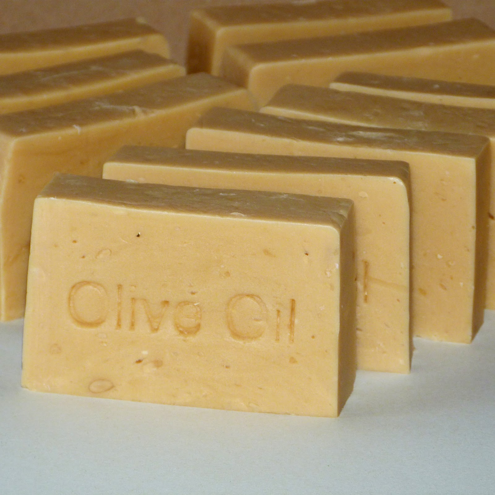 Výroba mydla, kozmetiky a sviečok: júna 2012