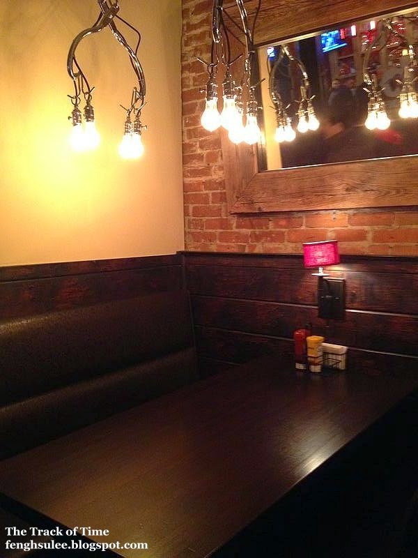 Plan B Burger Bar - Maine Lobster Roll | The Track of Time