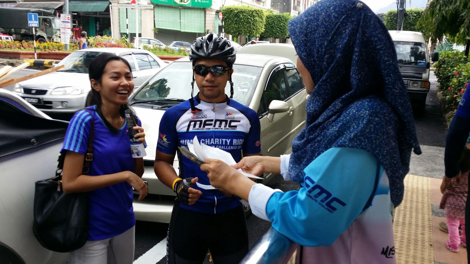 Malaysian Community Care Foundation (MCCF): Kayuhan Misi Amal Mencegah ...