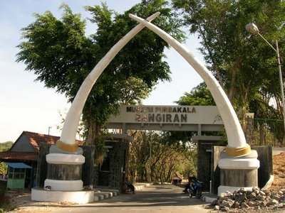 Vacation to Indonesia: Sangiran Site & Sangiran Museum, Discovery The ...