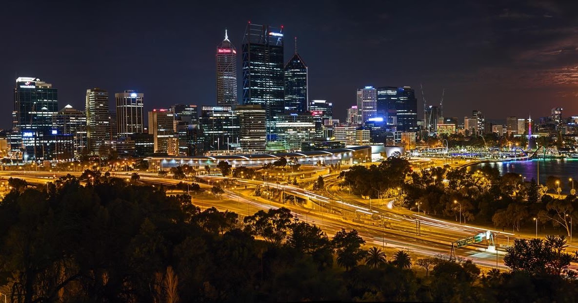 Perth Panorama And Full Moon Pics From West Coast perth-panorama-and-full-moon-pics-from-west-coast