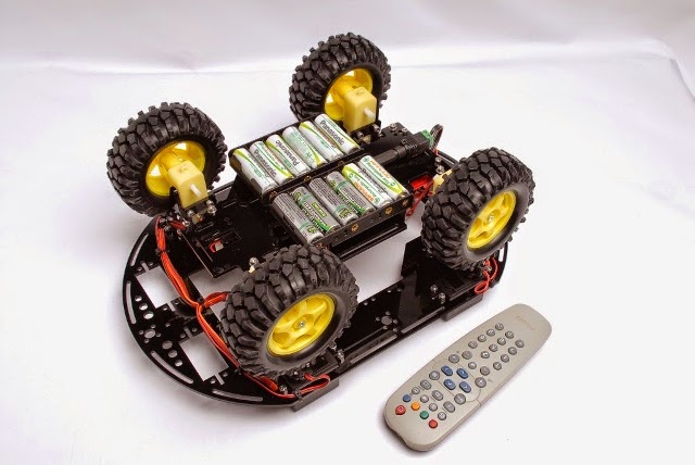 Andromina robot V.2.0: Robot Andromina con un mando a distancia. (Robot ...