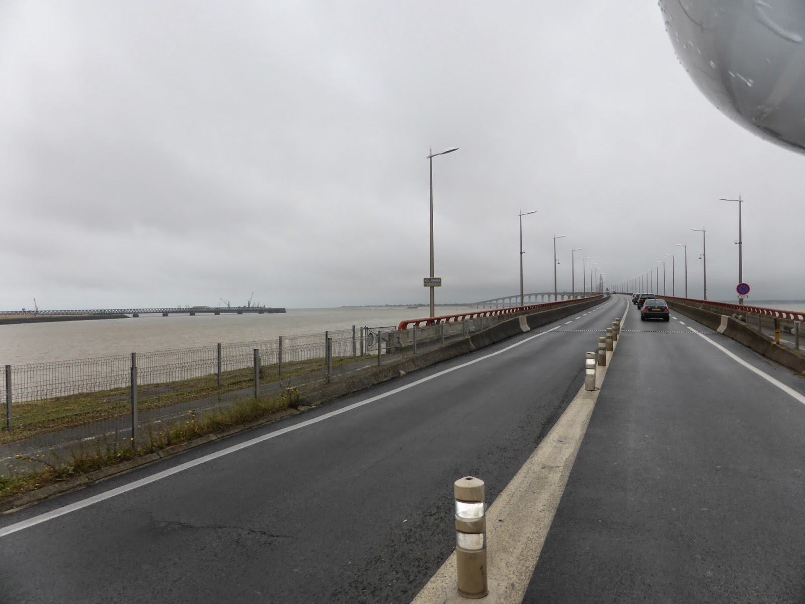 The 'Manly Ferry' blog: We Have Found The Tourists