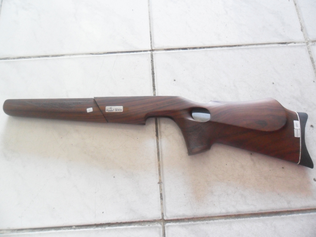 GUNS AND HOBBIES: POPOR KAYU SONOKELING SHARP