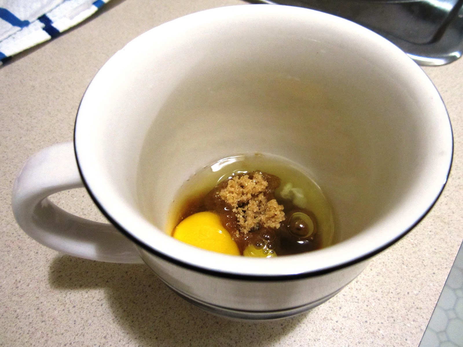 PinsterSisters: Chocolate Chip Cookie Dough Mug Cake