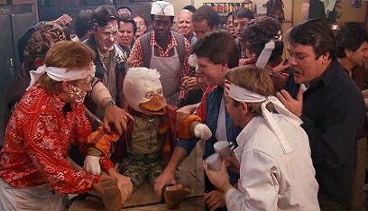 MIS PELICULAS Y SERIES: HOWARD... UN NUEVO HÉROE