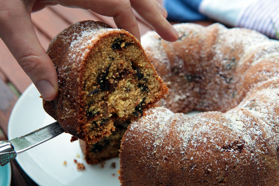 Alice Bakes a Cake: Prune cake with brandy and walnuts