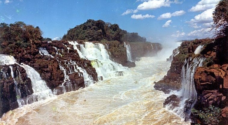 Alam Mengembang Jadi Guru: Guaira Falls - Air Terjun Alami yang ...