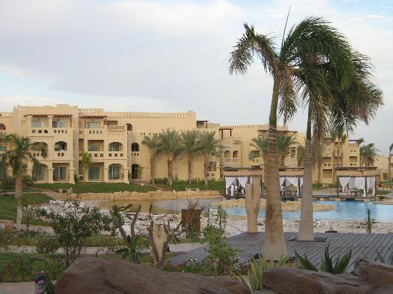 Famous Hotels: Royal Grand Azure Hotels