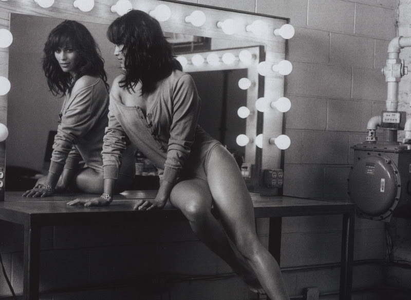 The Comic Book Catacombs: "Gal" Friday! Paula Patton