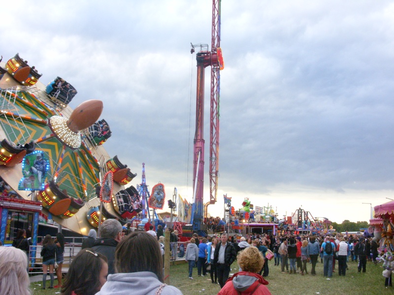 North East and Yorkshire Fun Fair Pics: Hoppings 2011 Views