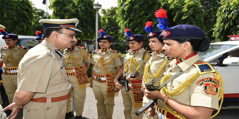 Delhi Police inducts India’s first all-woman SWAT team - BankExamsToday