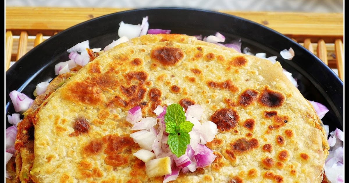 ONION PARATHA / PYAAZ KA PARATHA / STUFFED ONION FLATBREAD | Cook With ...