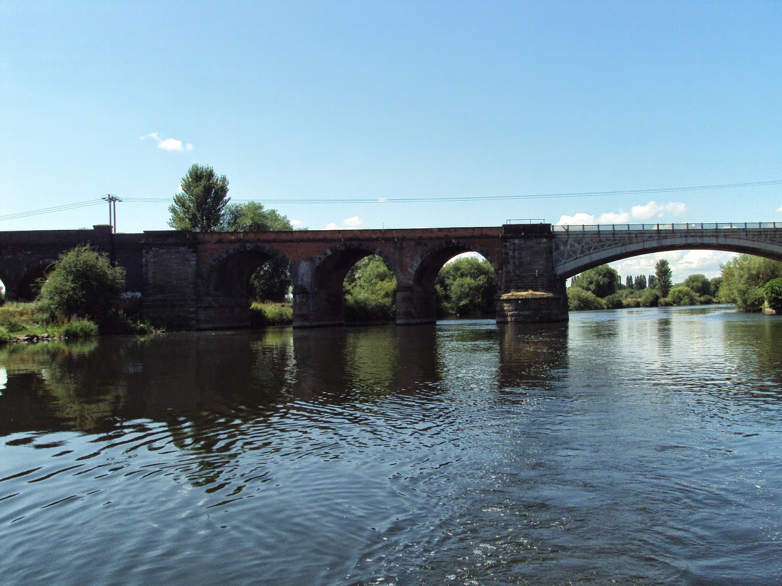 Narrowboat Aylmer: August 2014