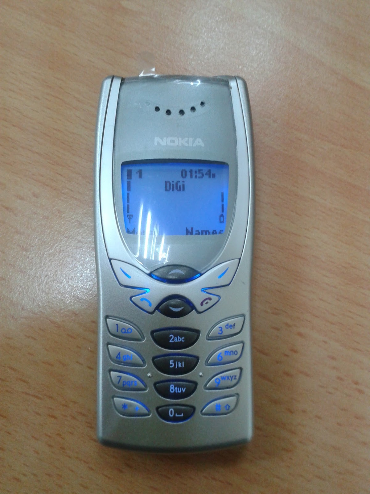 Handphone lagenda NOKIA BUTTERFLY dalam genggamanku - Airis-Arissa Luv ...