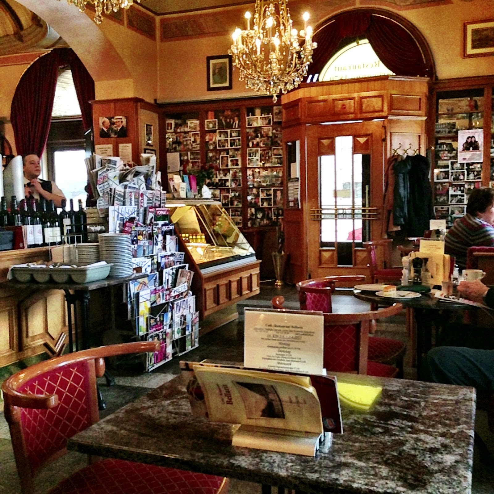 Juboswelt: Cafe Bellaria, Cafe Dommayer